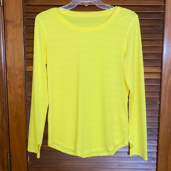 ZYIA | Tops | Zyia Active Top | Poshmark